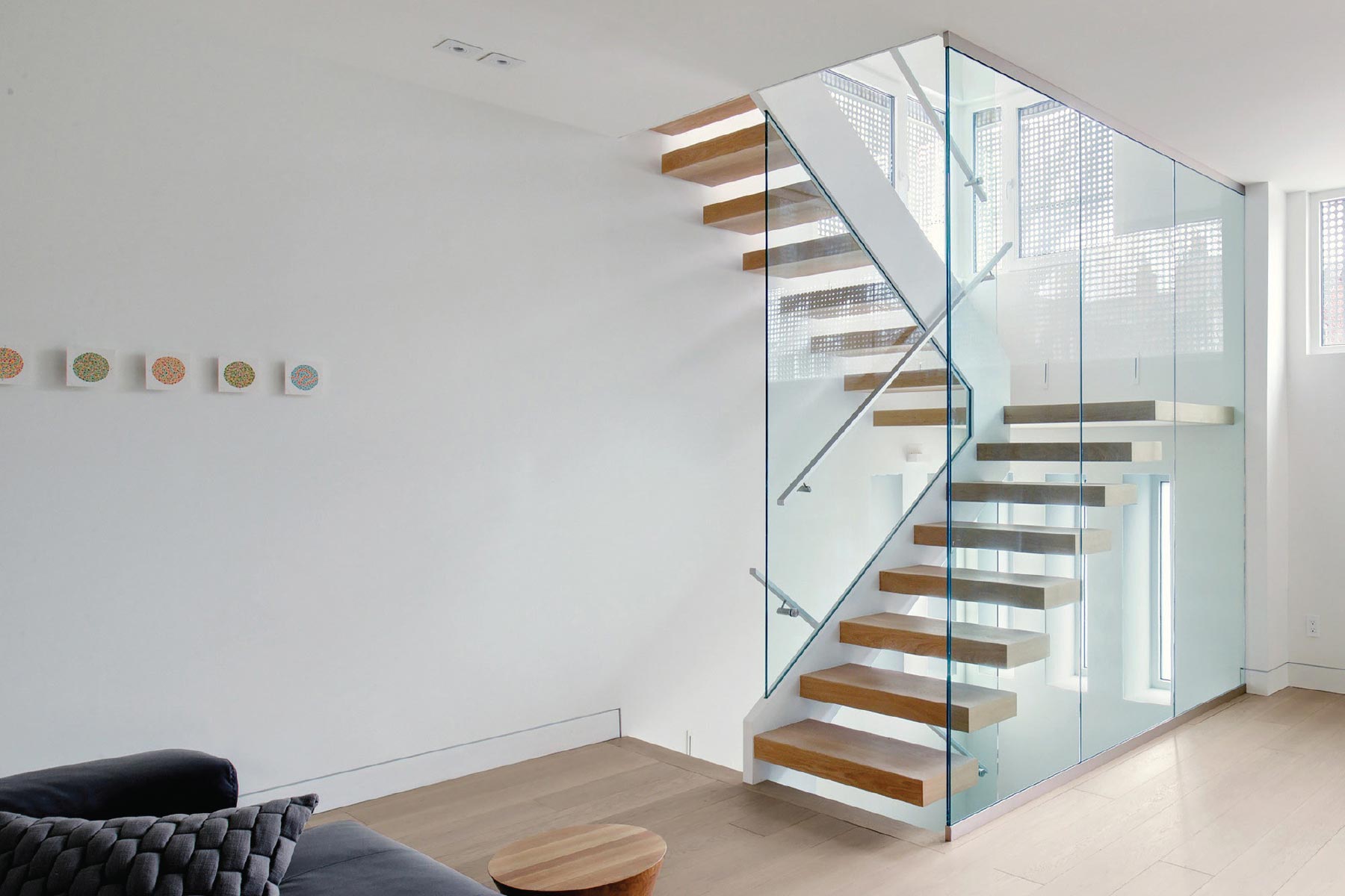 mrail | central stringer stairs