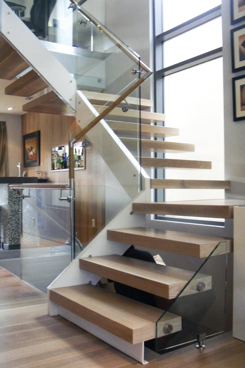 mrail | central stringer stairs